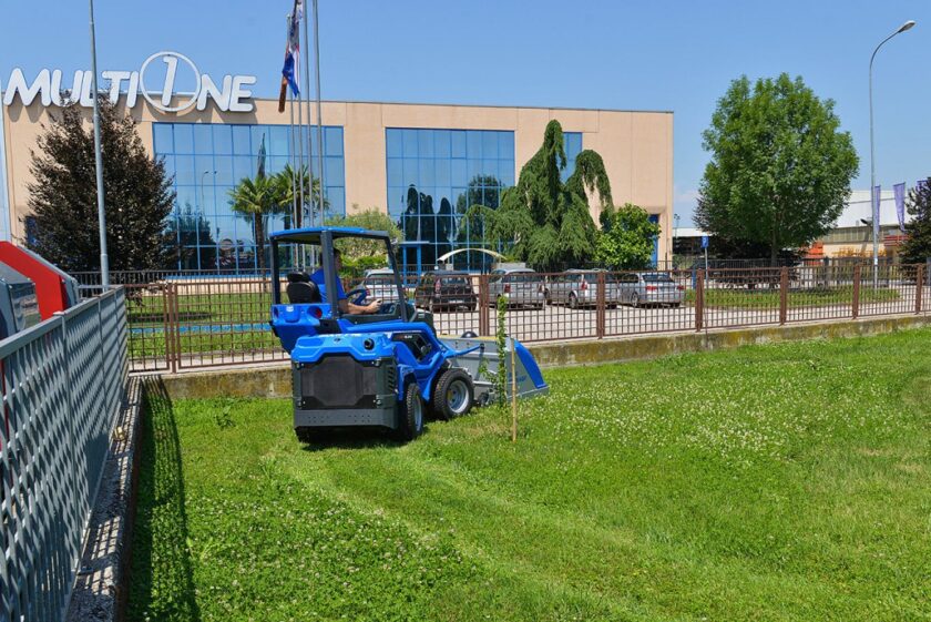 Compact Mini Loader 6 Series MultiOne in Australia