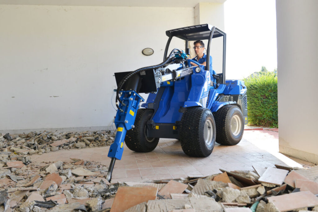 MultiOne 5 Series Mini Articulated Loader in Australia